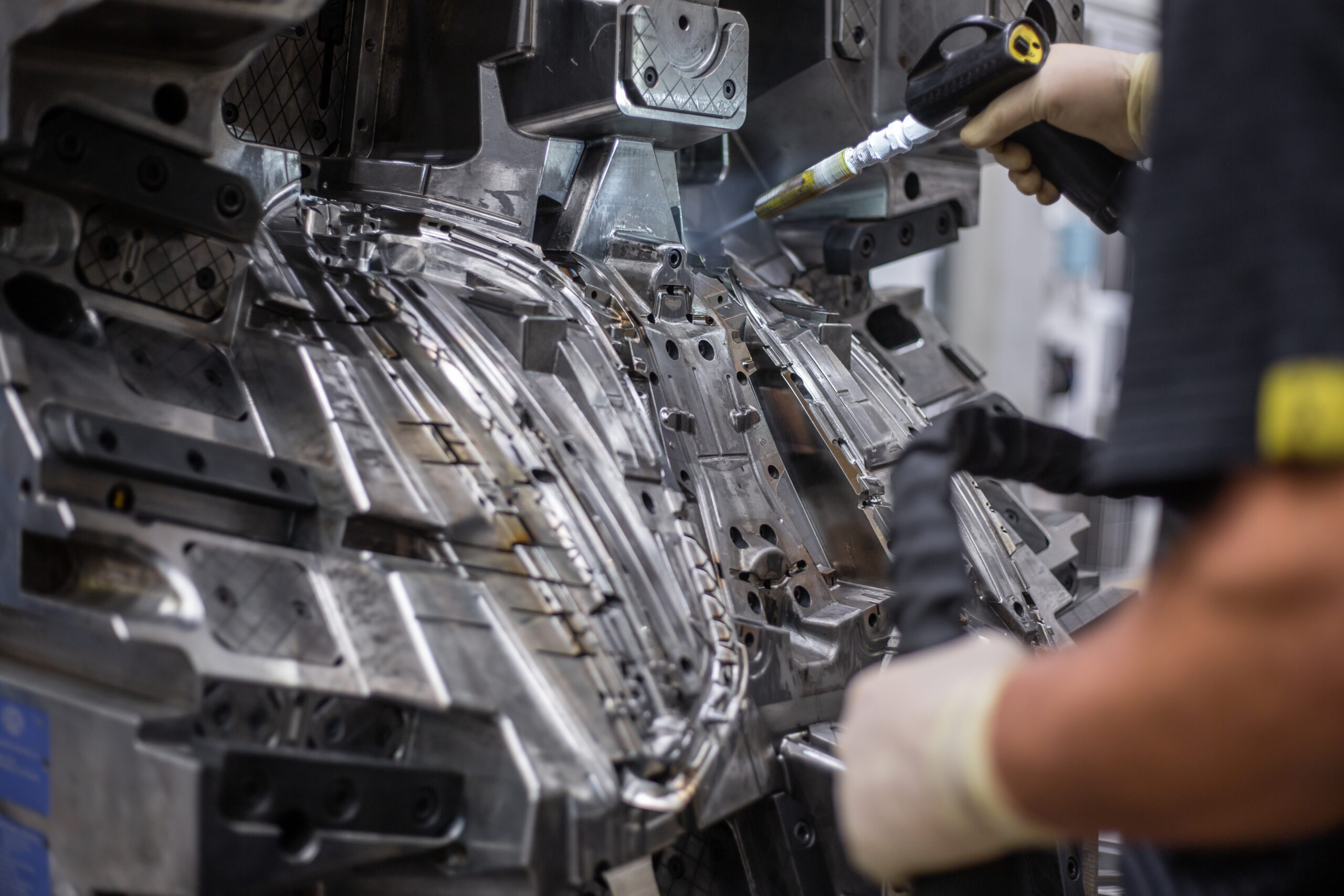 Injection molding design best practices | Fast Radius